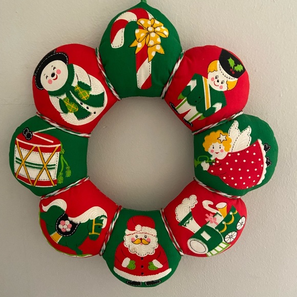 Holiday | Vintage Stuffed Fabric Christmas Wreath | Poshmark